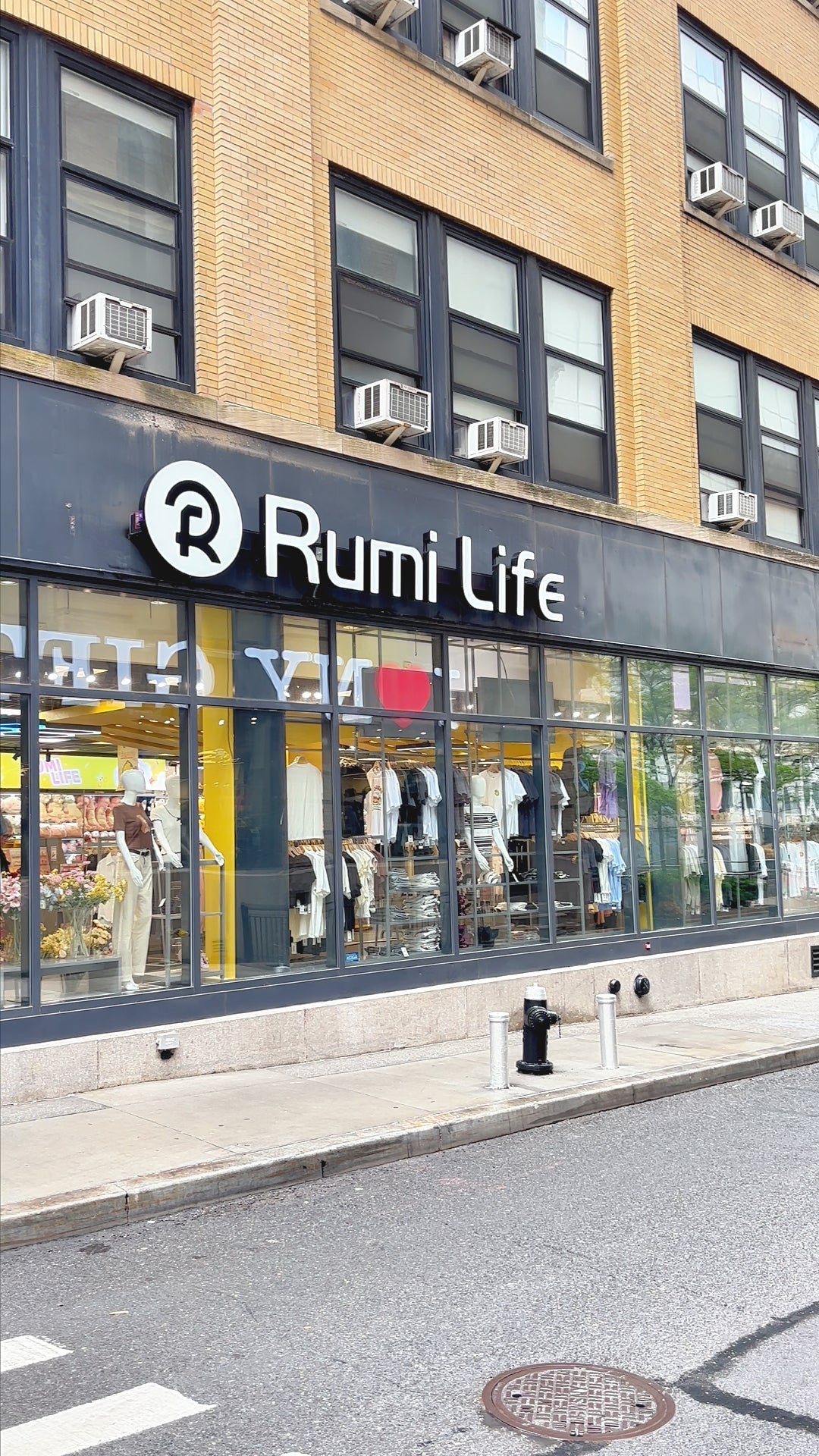 Explore our story and experience all RumiLife products